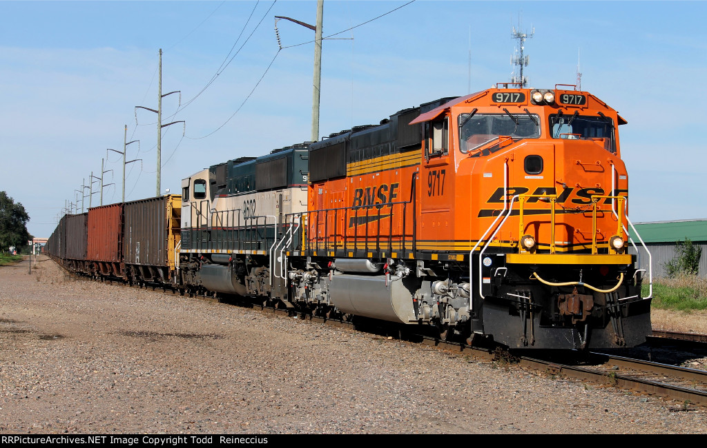 BNSF 9717